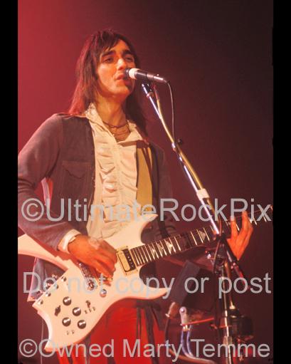 Photos of Jimmy Crespo of Aerosmith in 1980 by Marty Temme – Ultimate ...