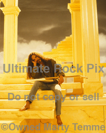 Photos of Bassist Mike Inez of Alice in Chains in 1995 by Marty Temme ...