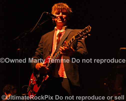 Photos of Neil Finn of Crowded House Playing a Gretsch Guitar in ...