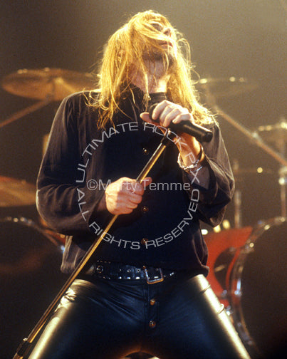 Photos of Singer Don Dokken in Concert in 1995 by Marty Temme ...