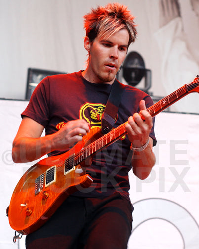 Photos of Dan Estrin of Hoobastank in Concert by Marty Temme – Ultimate ...